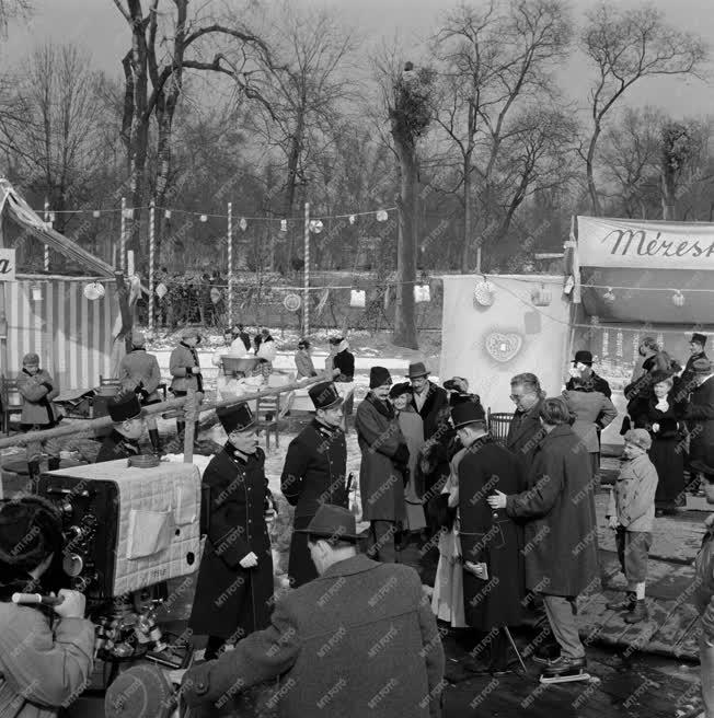 Nemzeti Archívum | Kultúra - Film - Katonazene